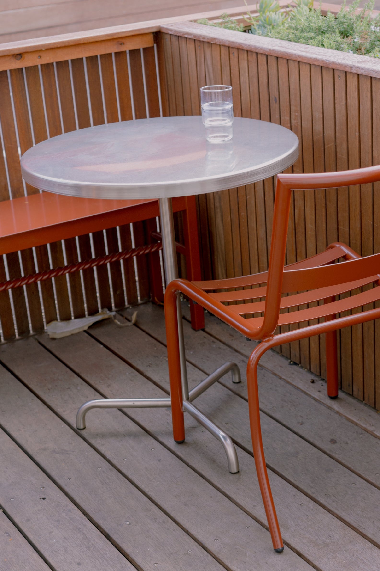 Atomic Table Large – Steelotto